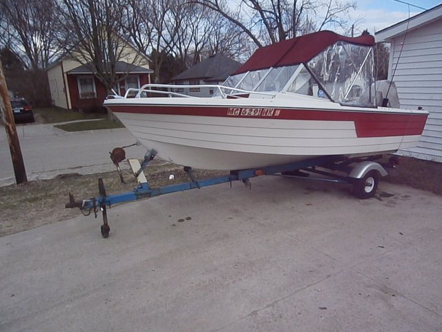 FiberGlassics® - Glassic Boat Gallery - My 1971 Rinker 16ft. openbow ...