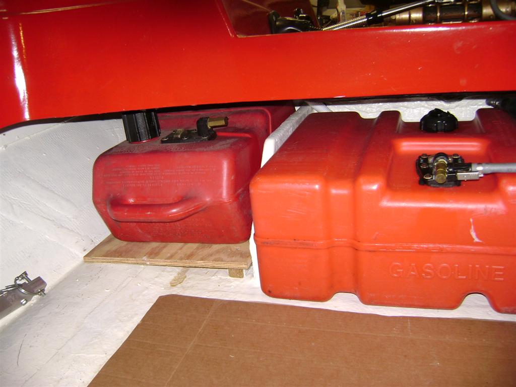 FiberGlassics® - knee brace on transom - FiberGlassics® Forums