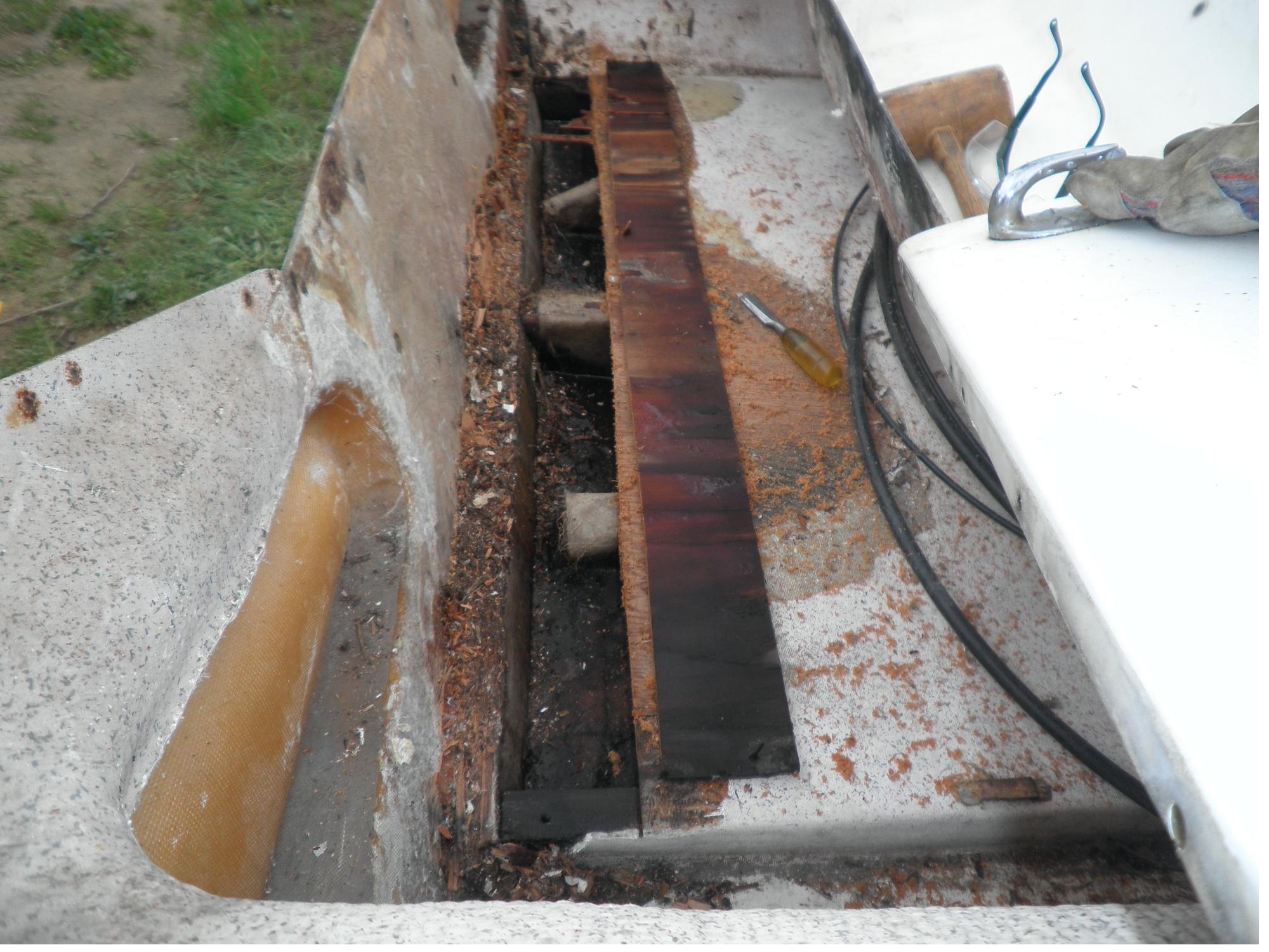 FiberGlassics® - transom repair/ dry rot // penterating epoxy ...