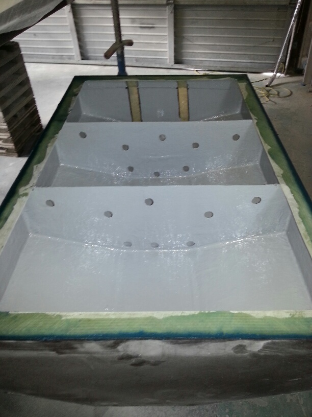 FiberGlassics® - new stringers and custom fiberglass fuel tank ...