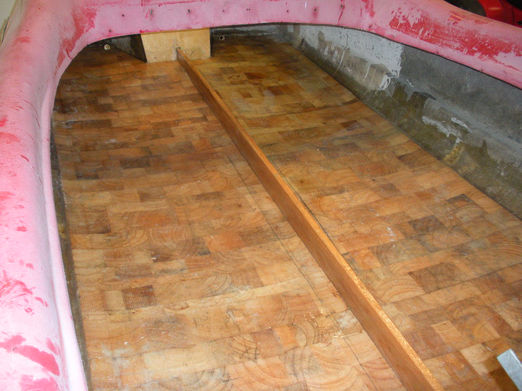 FiberGlassics® - 56 Meteor hits the water - FiberGlassics® Forums