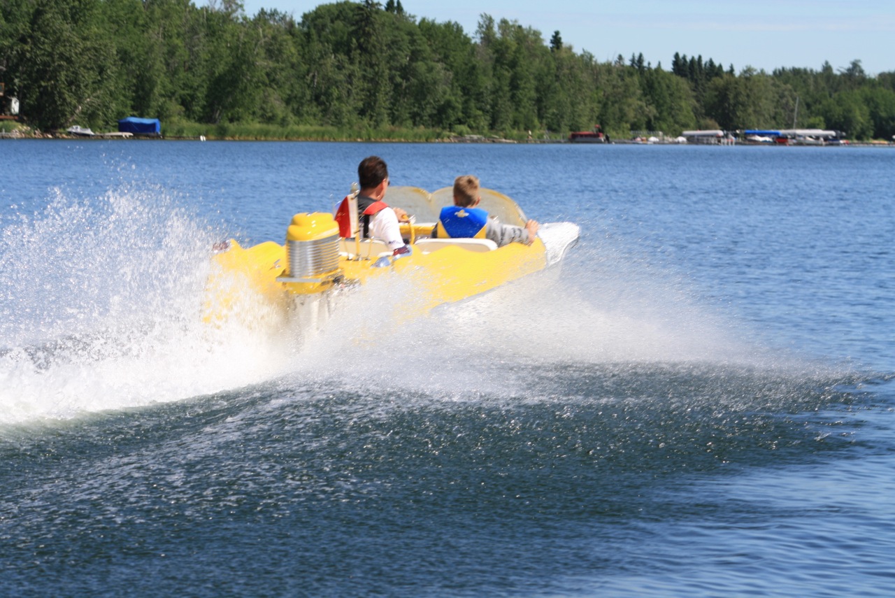 FiberGlassics® - 56 Meteor hits the water - FiberGlassics® Forums