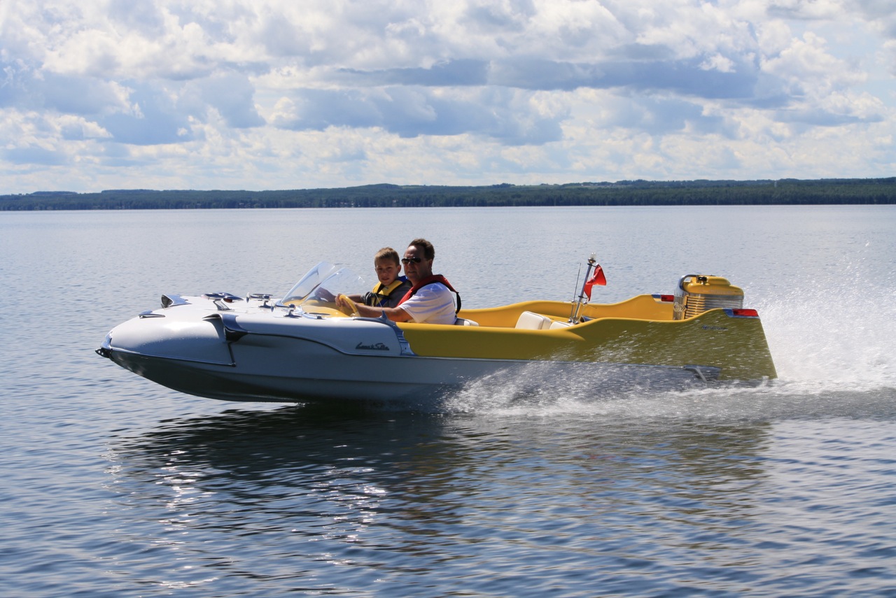 FiberGlassics® - 56 Meteor hits the water - FiberGlassics® Forums