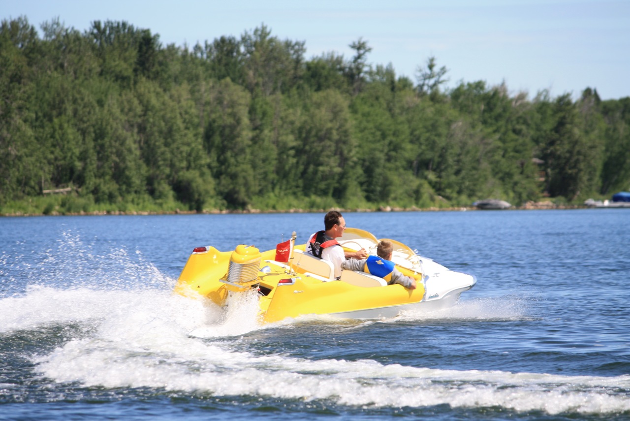 FiberGlassics® - 56 Meteor hits the water - FiberGlassics® Forums