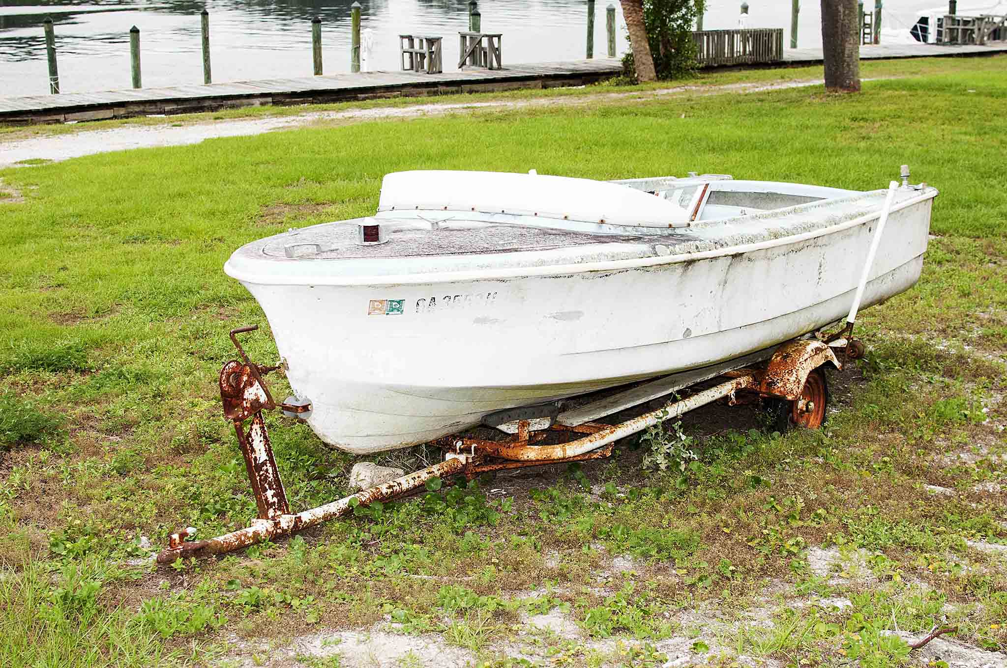 FiberGlassics® - Old Larson...pretty rough, though...pics added ...