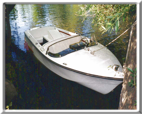 FiberGlassics® - Canada's First Jet Boat...1959 Dowty Turbocraft ...